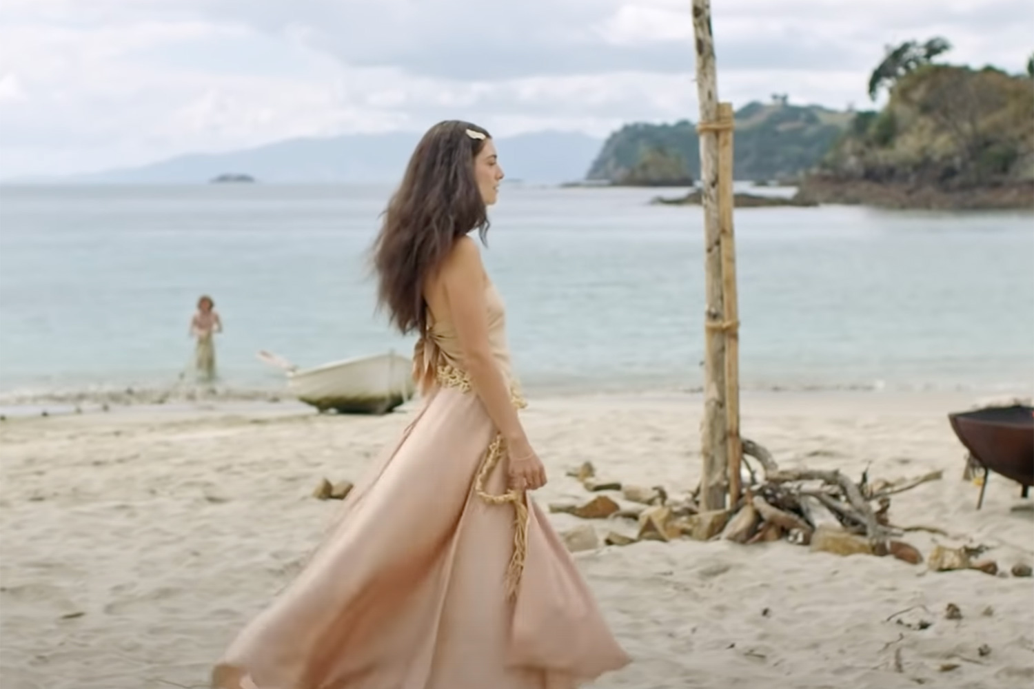 Lorde has shared a dramatic self-directed video for 'Fallen Fruit' - Dork