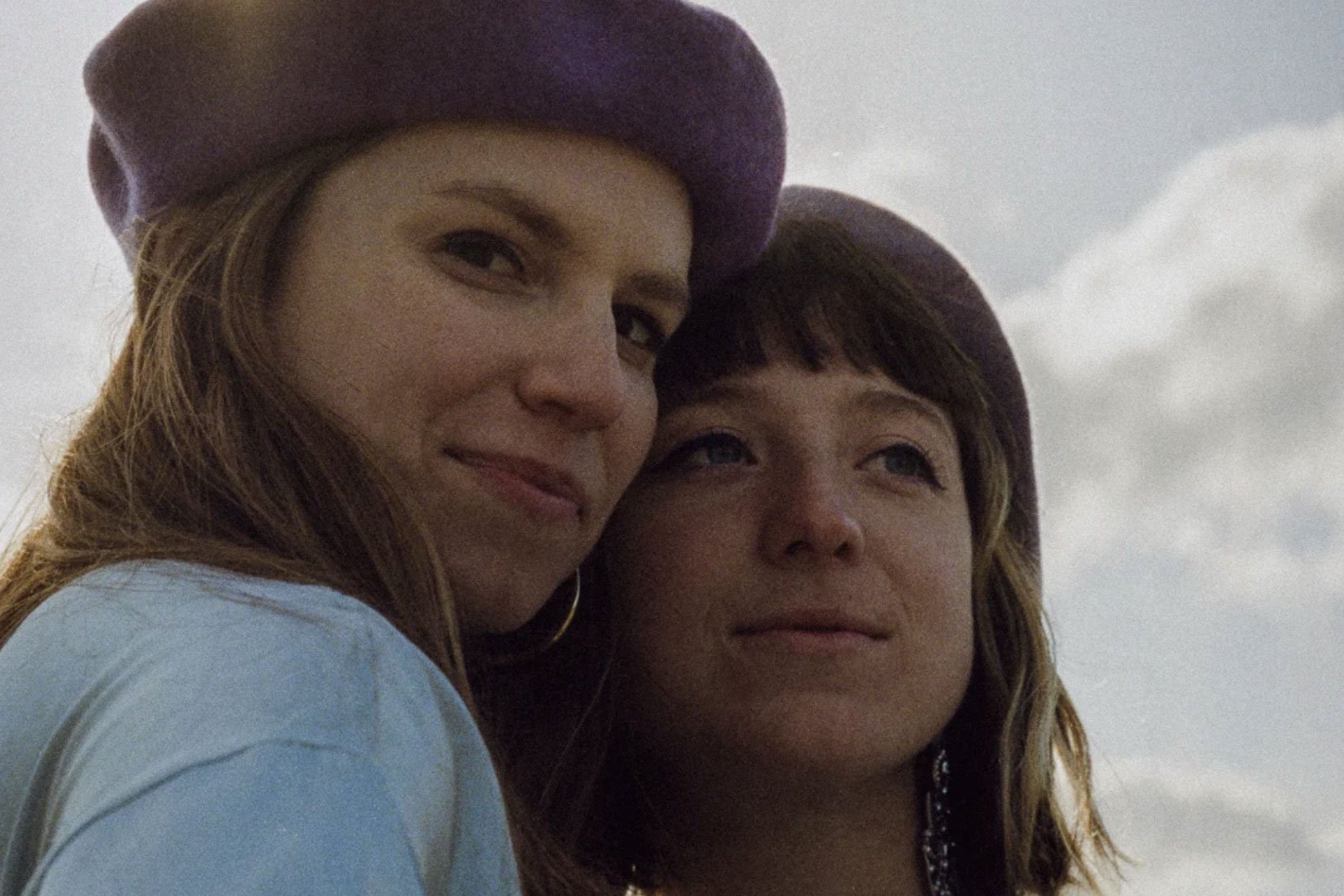 Prima Queen have released a new single 'Invisible Hand' - Dork