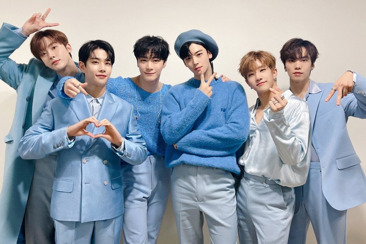 Four members of ASTRO have renewed their contracts with Fantagio Music ...