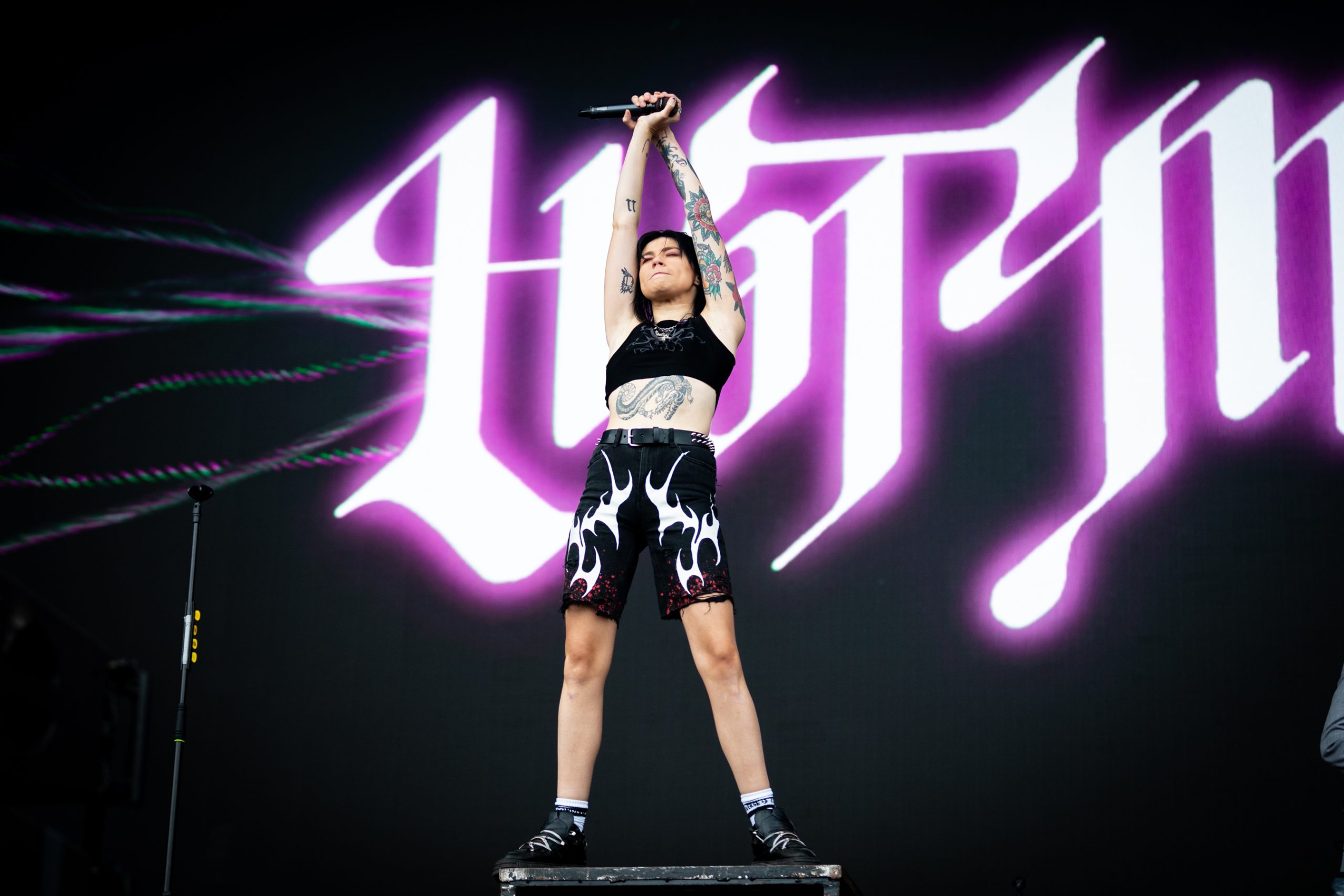 Hot Milk leave the stage with the crowd chanting their name at Reading 2023 - Dork