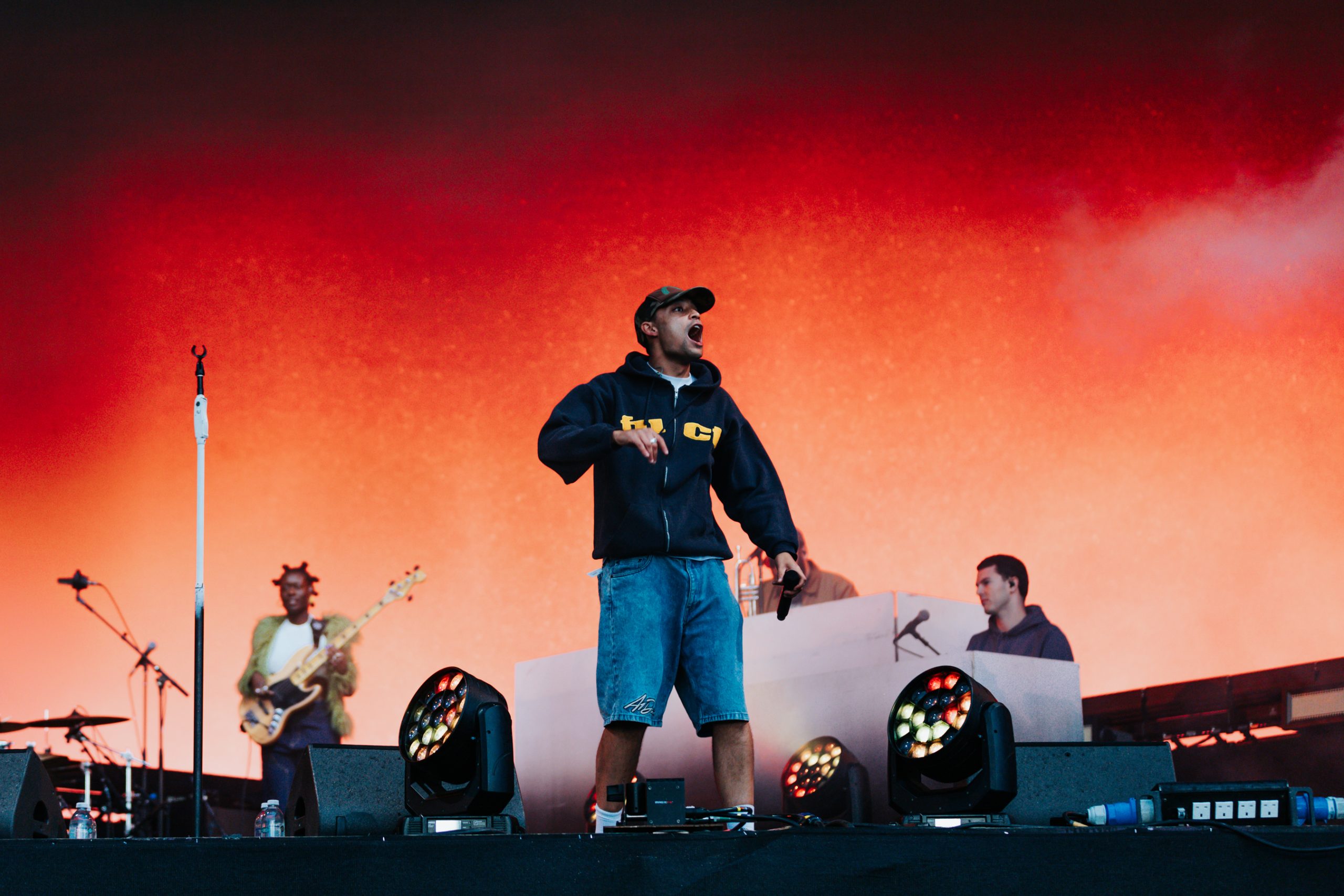 Sam Fender steps up big time to prove his A-list headliner status on ...