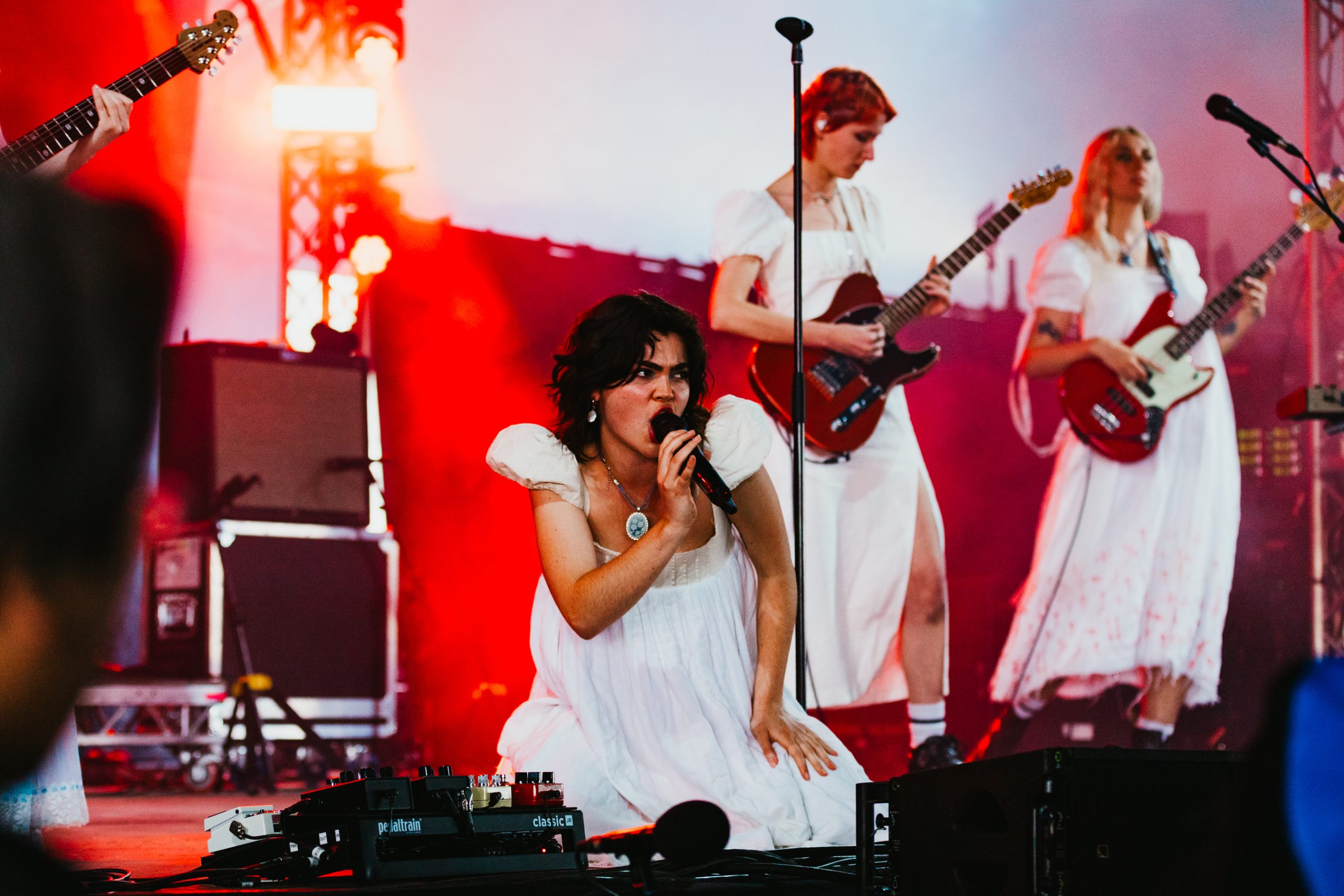 Sam Fender steps up big time to prove his A-list headliner status on ...