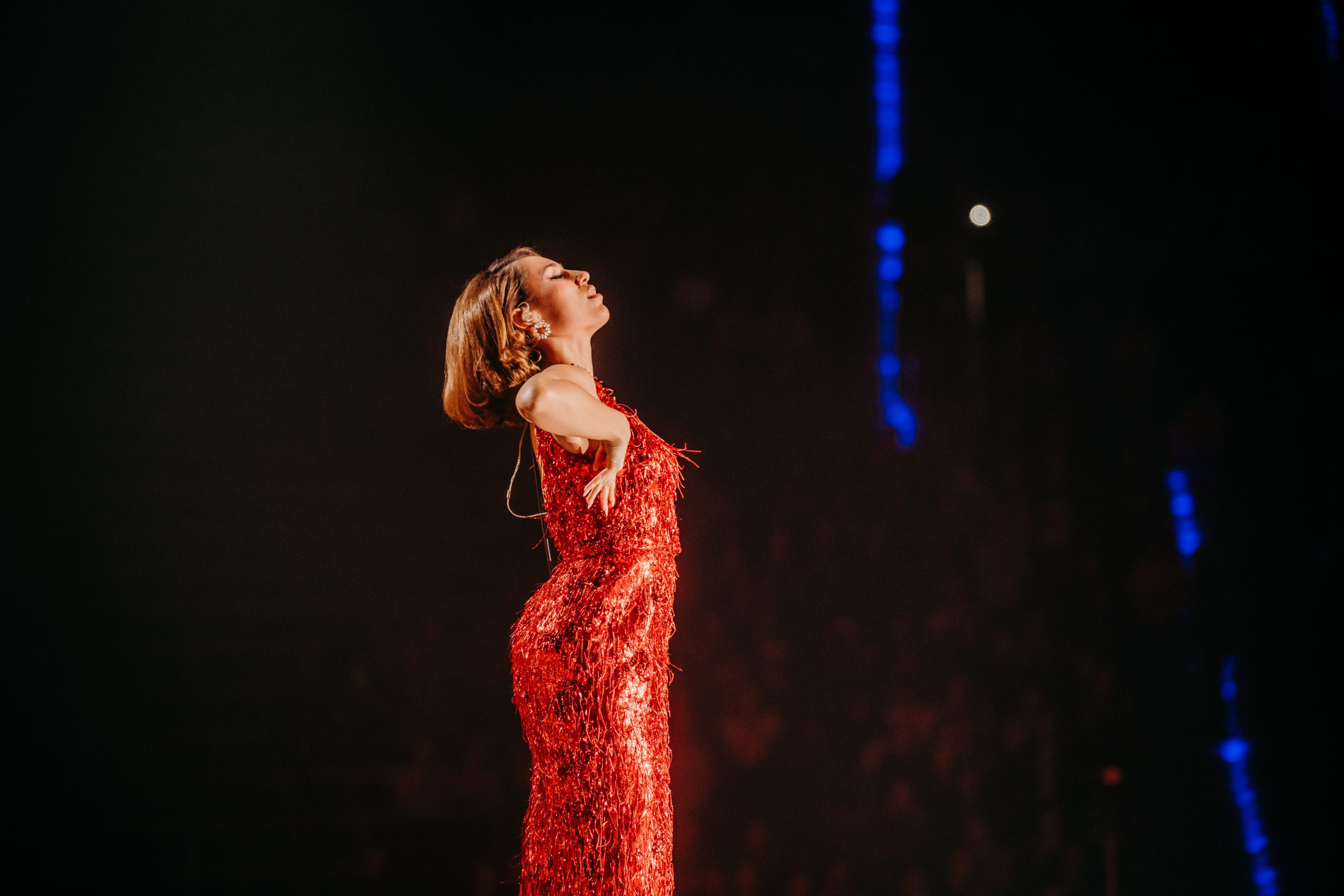 RAYE has kicked off her tour 'THIS TOUR MAY CONTAIN NEW MUSIC' in ...